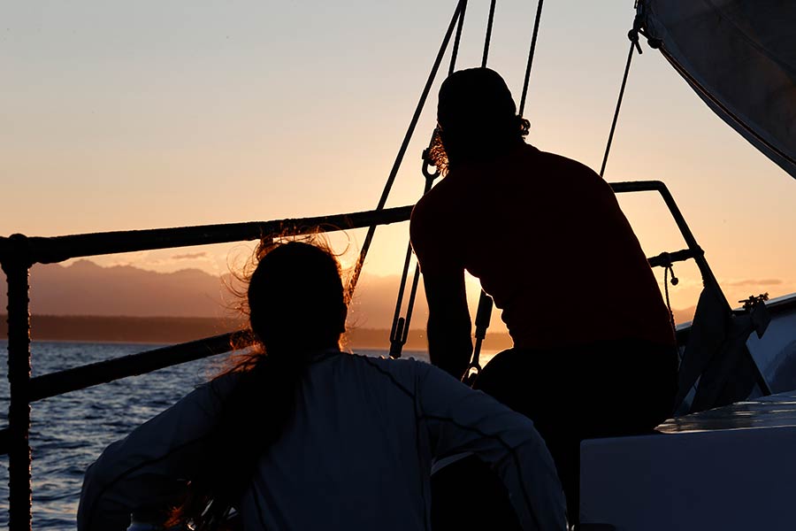 Seattle Sailing Tours - Seattle's Tall Ship
