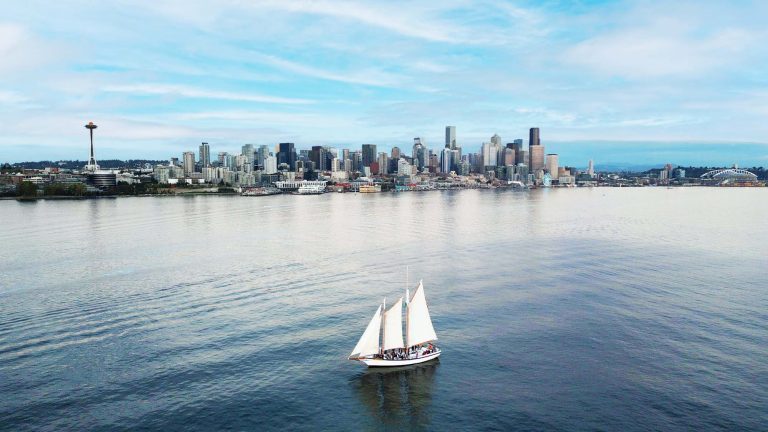 Seattle Sailing Tours - Seattle's Tall Ship
